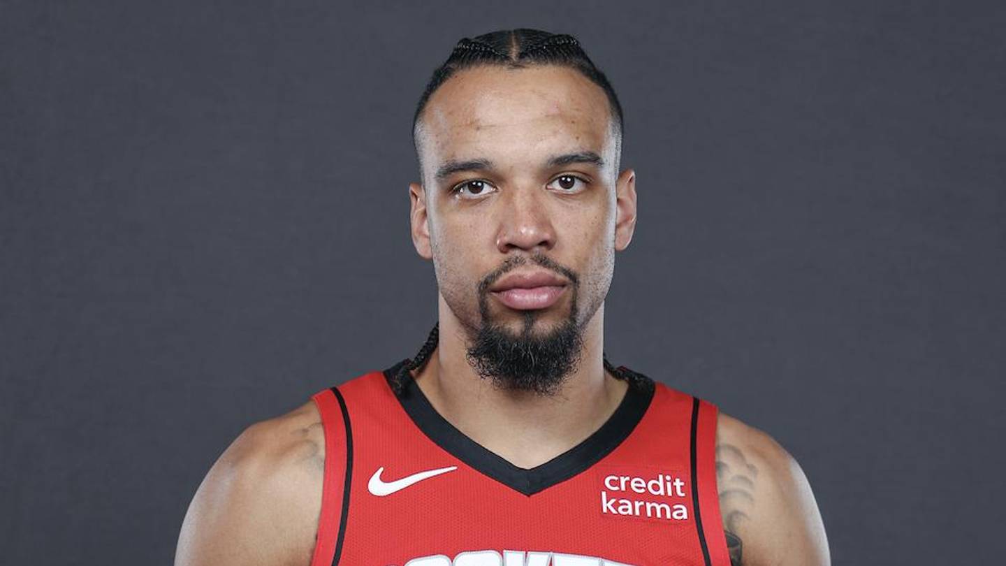 WATCH: Dillon Brooks Goes Viral With Dance Moves at Rockets Practice