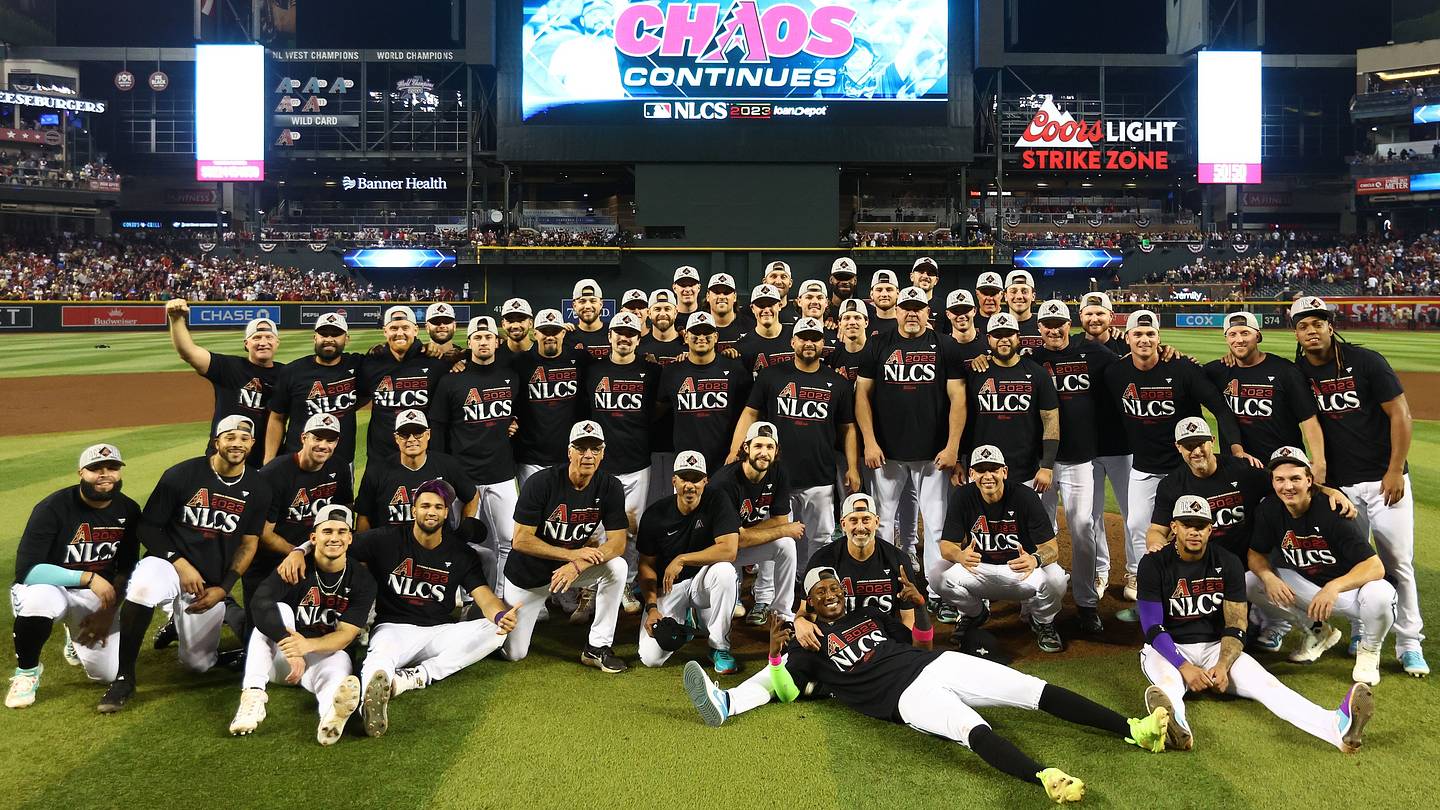 Diamondbacks Finish Off Sweep of Dodgers, Advance to NLCS