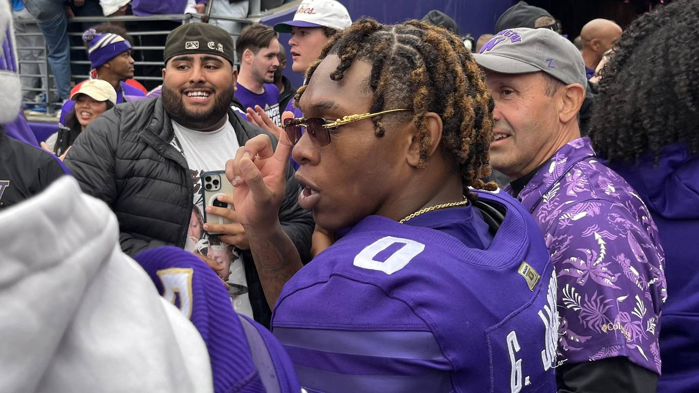 Jackson Makes UW Return, Comes Ready to Play From the First Snap