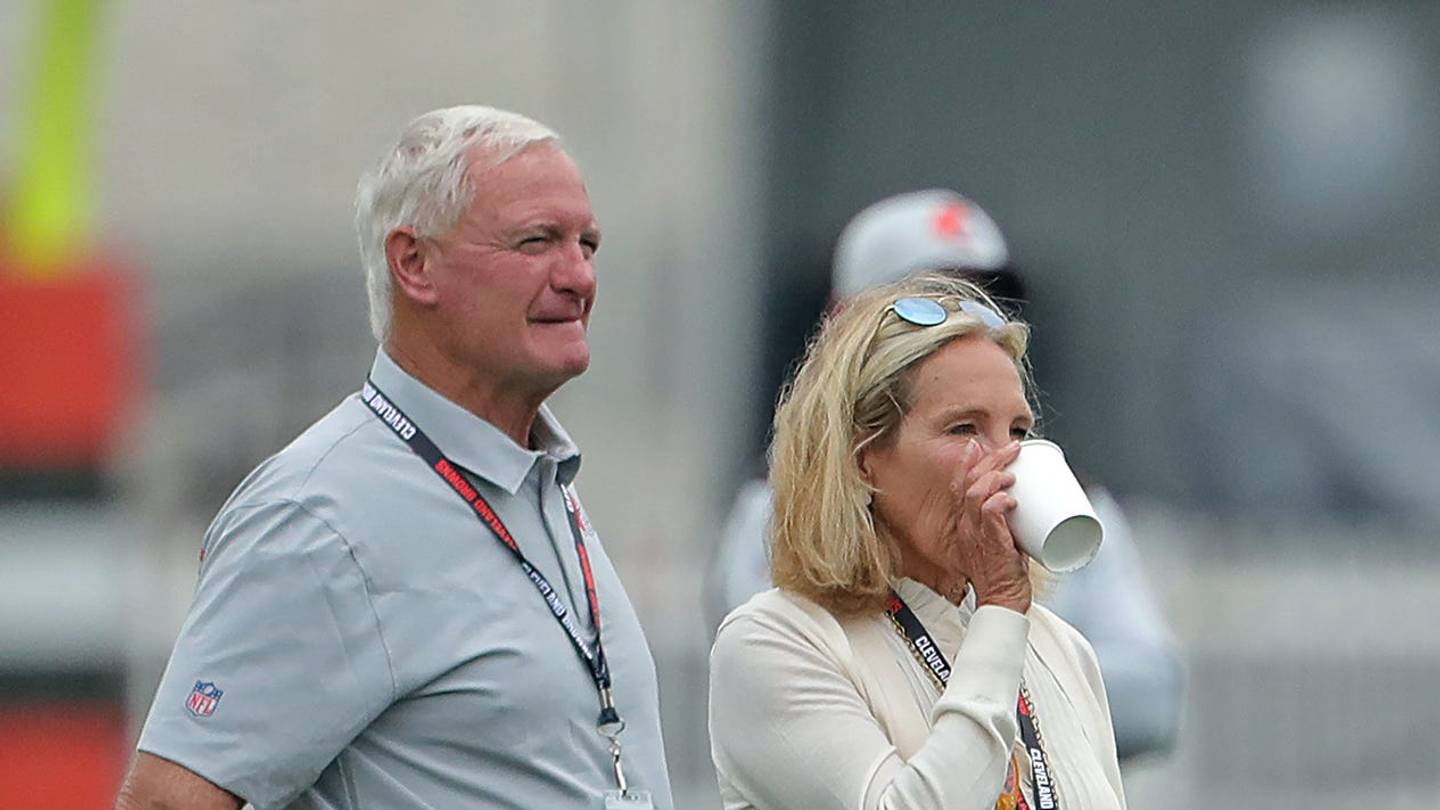 Jimmy and Dee Haslam make donation to Jewish Federation of Cleveland