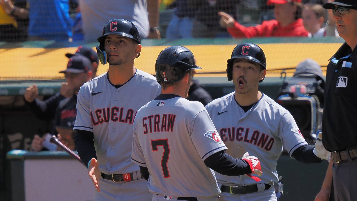 Three Guardians In Line For Consecutive Gold Glove Awards