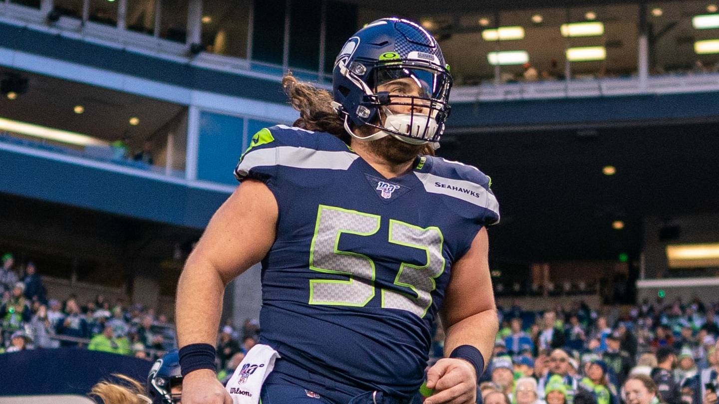 Seattle Seahawks Add Center Depth, Elevate 2 Players From Practice Squad