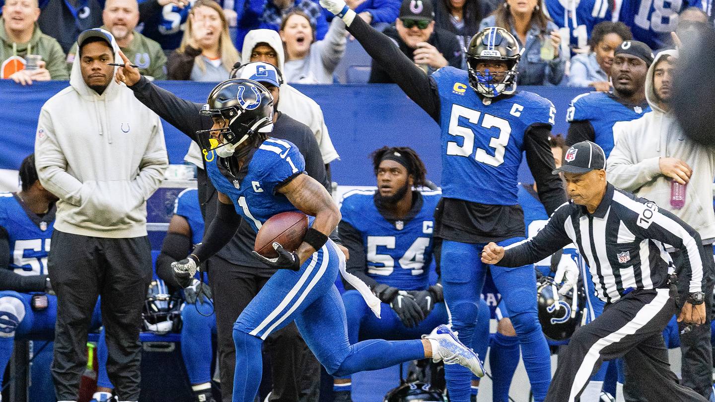 Former UNC Football Standout Soars Again for Colts
