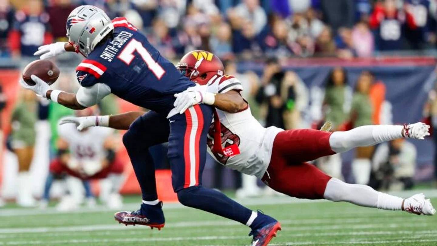 New England Patriots Mac Jones Supports JuJu Smith-Schuster After Key Drop?
