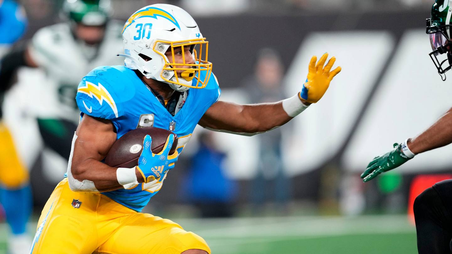 Chargers News: Star RB Reflects On How LA Relies On His Offense