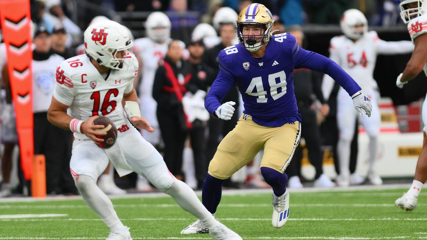 UW Freshman Hits Express Lane, Plays His Way Into Games, Burns Redshirt