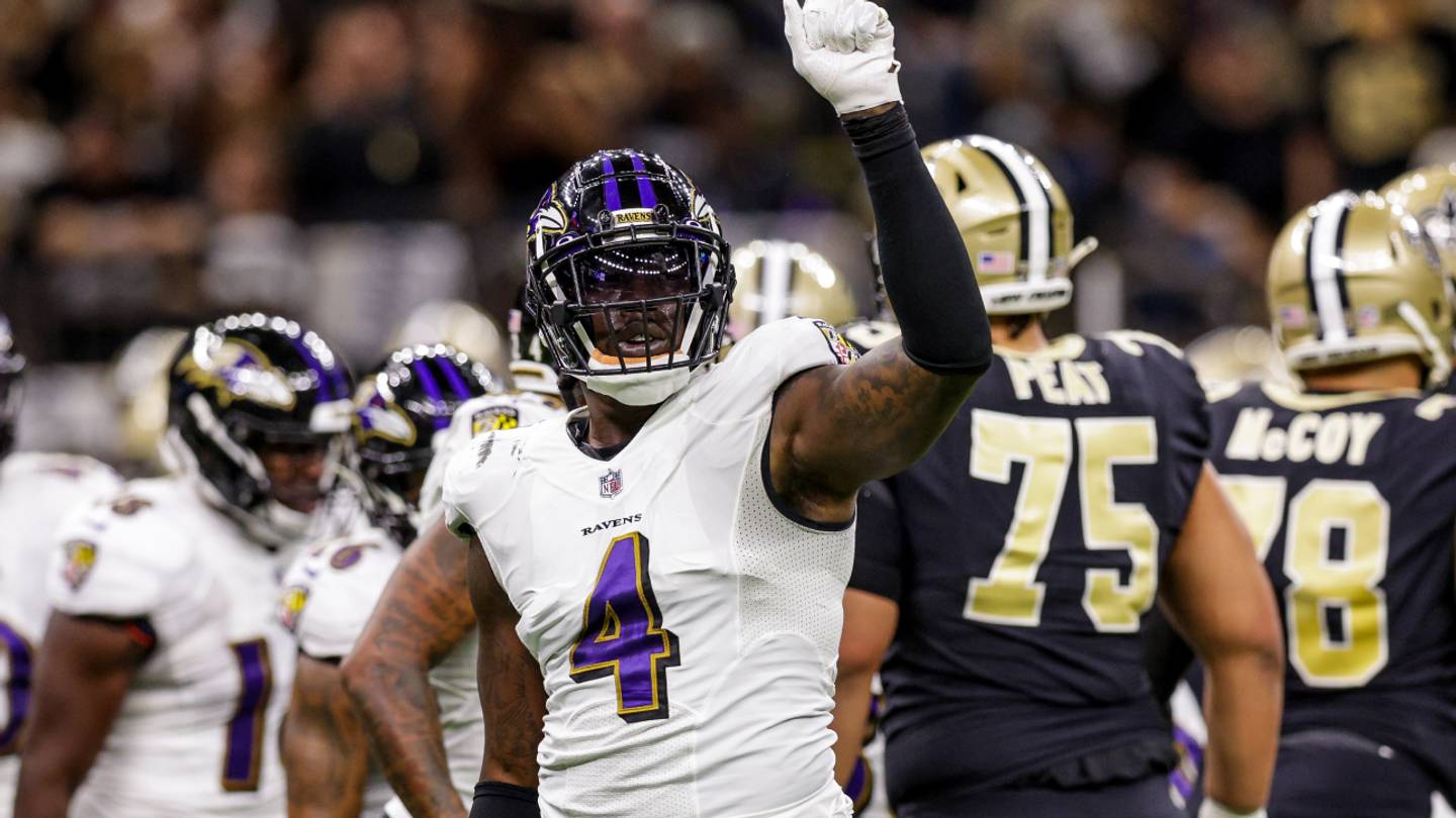 Saints to Sign Jason Pierre-Paul to Bolster Defense, per Report