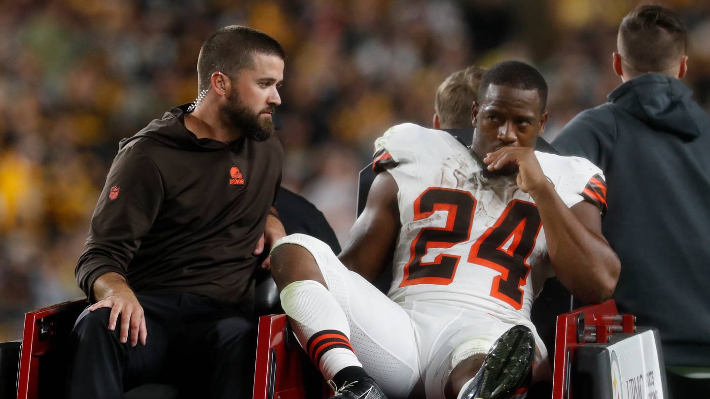 Nick Chubb Undergoes Successful 2nd Knee Surgery