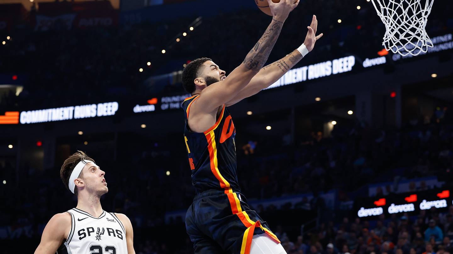 Kenrich Williams Provides Spark in Season Debut For Thunder
