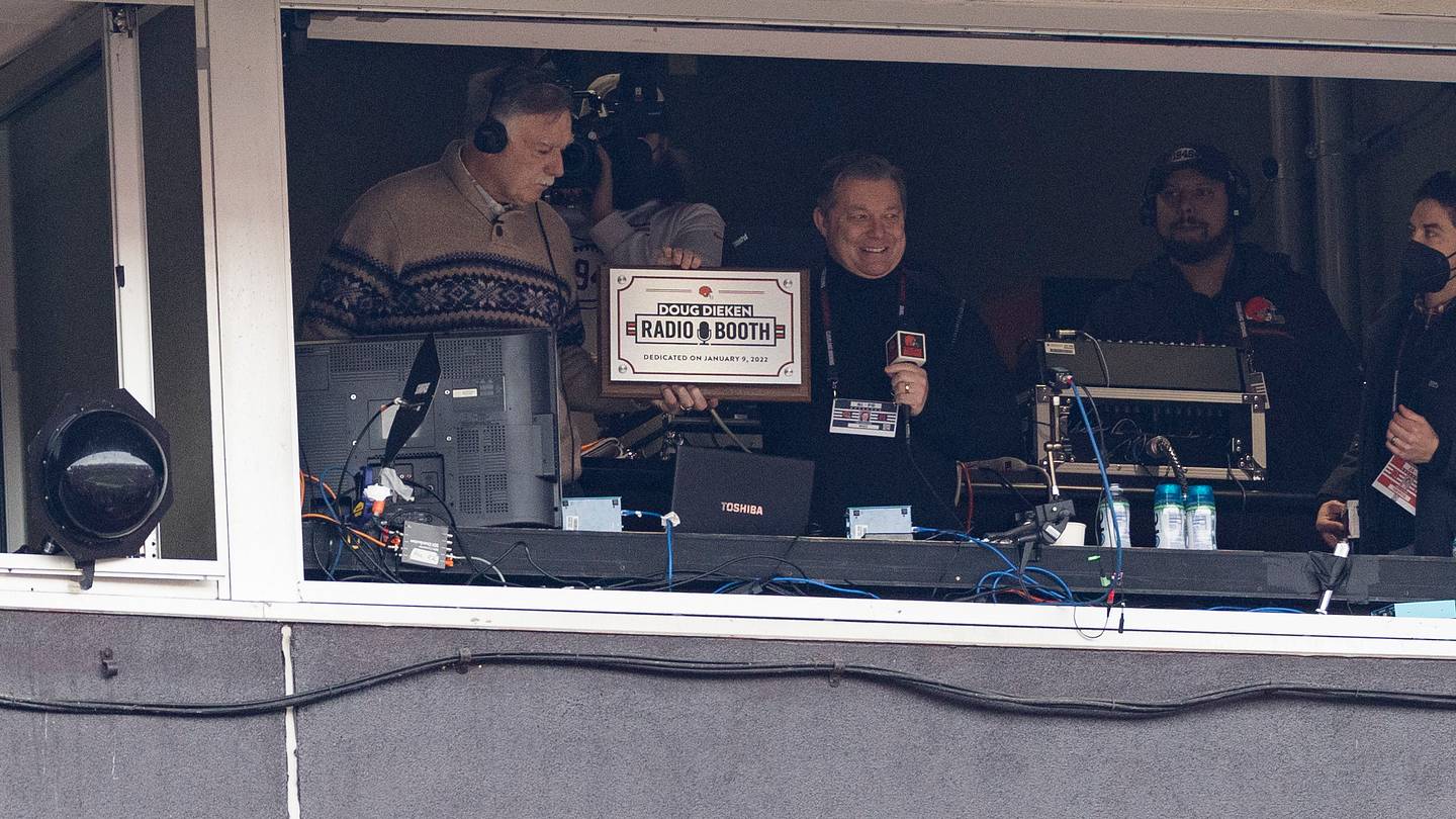 Must See: Jim Donovan Takes Part In Browns Pre-Game Ritual