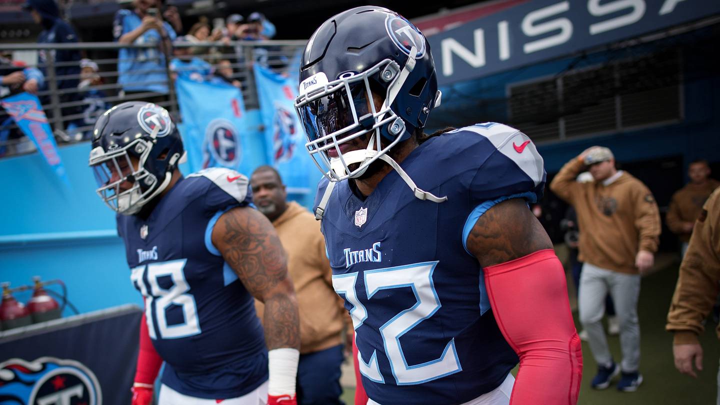 WATCH: Derrick Henry Scores Touchdown From One Yard Out to Give ...