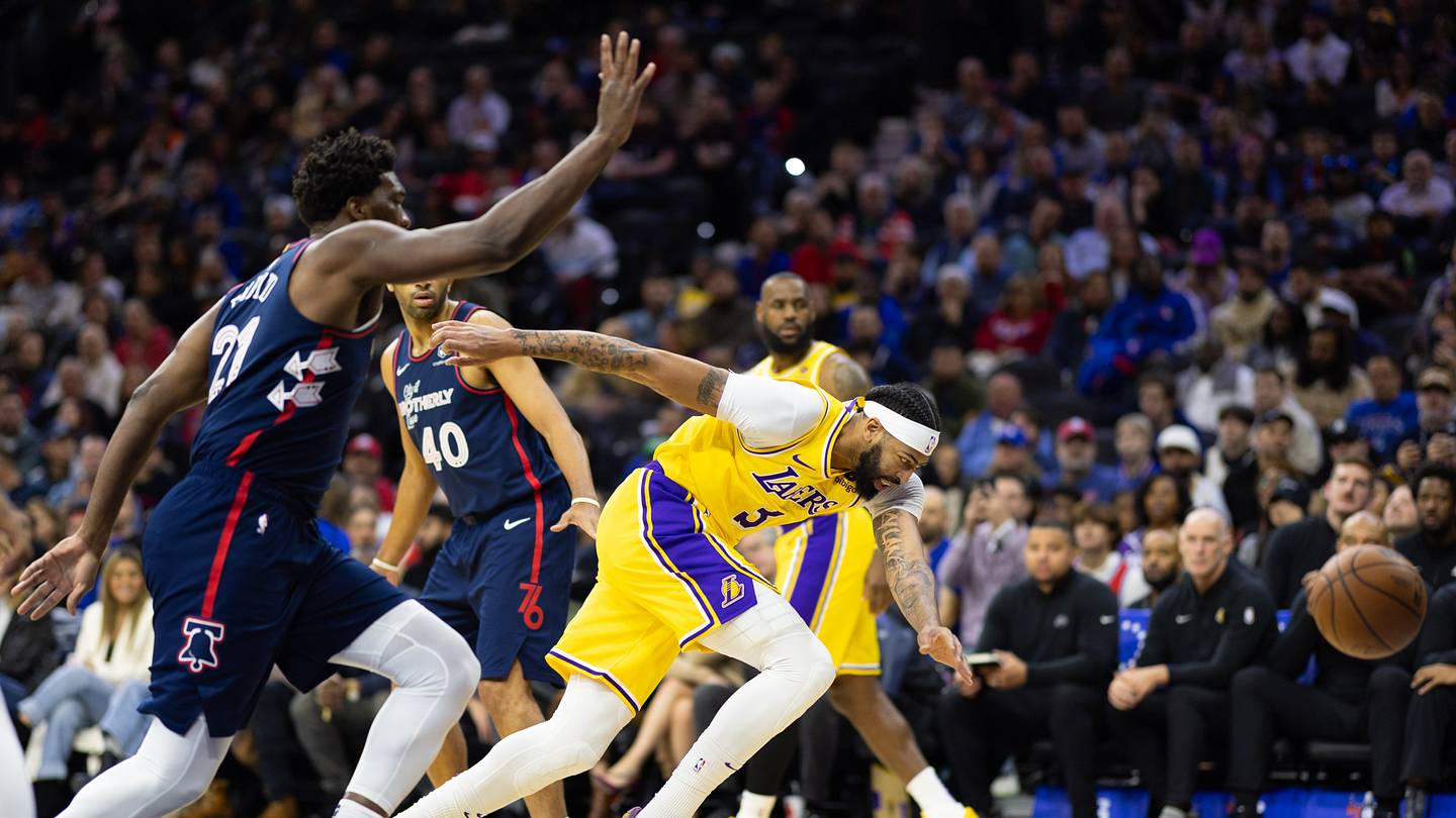 Lakers News: Pundit Believes Non-Hall Of Fame Big Man Was Better Than ...