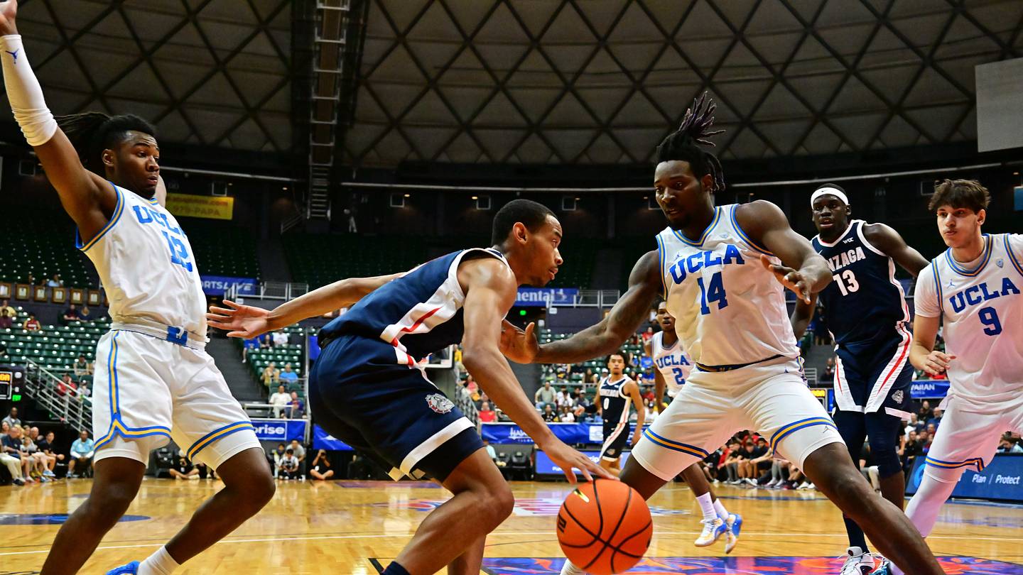 UCLA Basketball: Bruins Freshman Wins Major Pac-12 Award