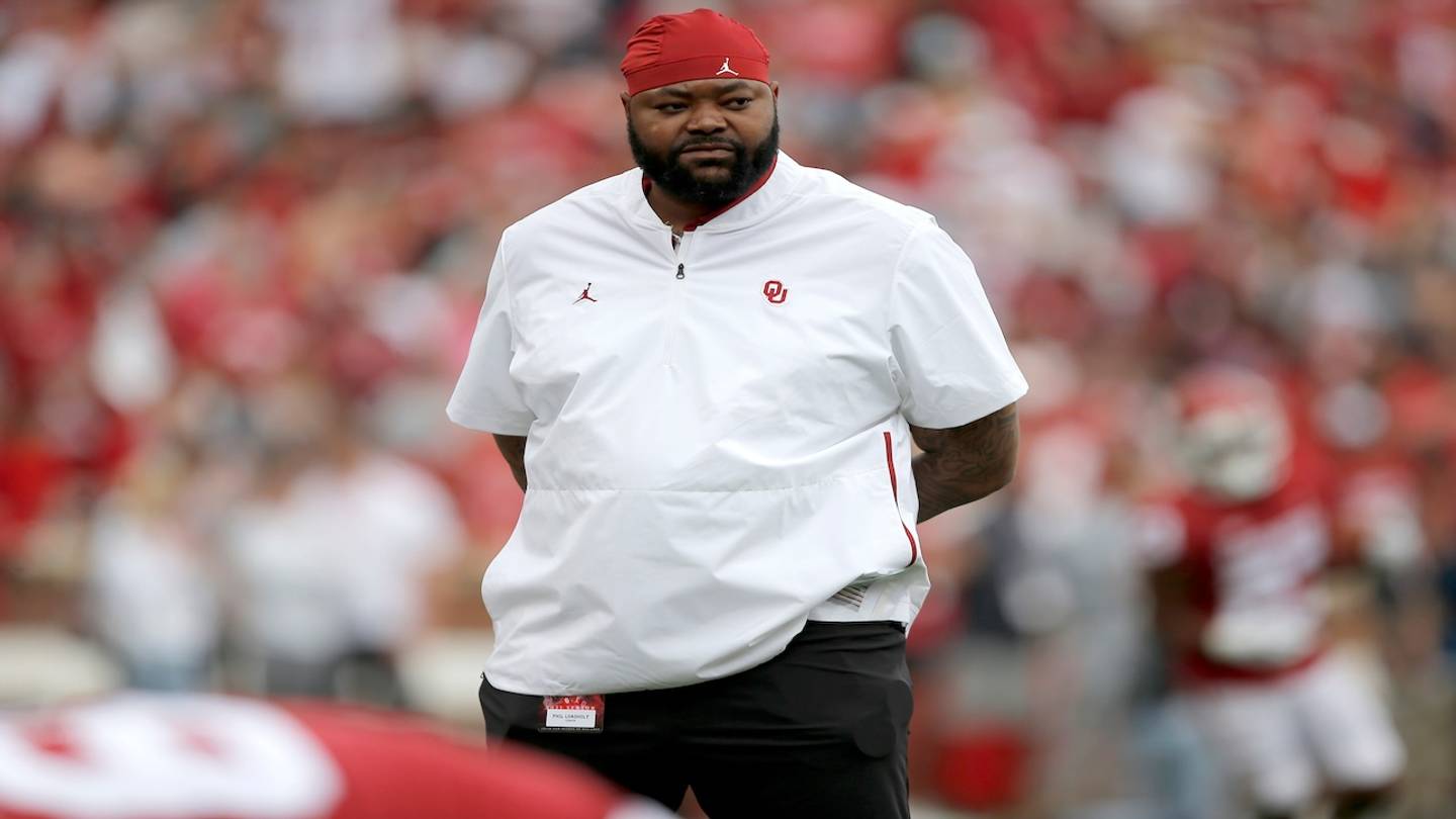 Colorado’s Deion Sanders Hires Phil Loadholt as Offensive Line Coach ...