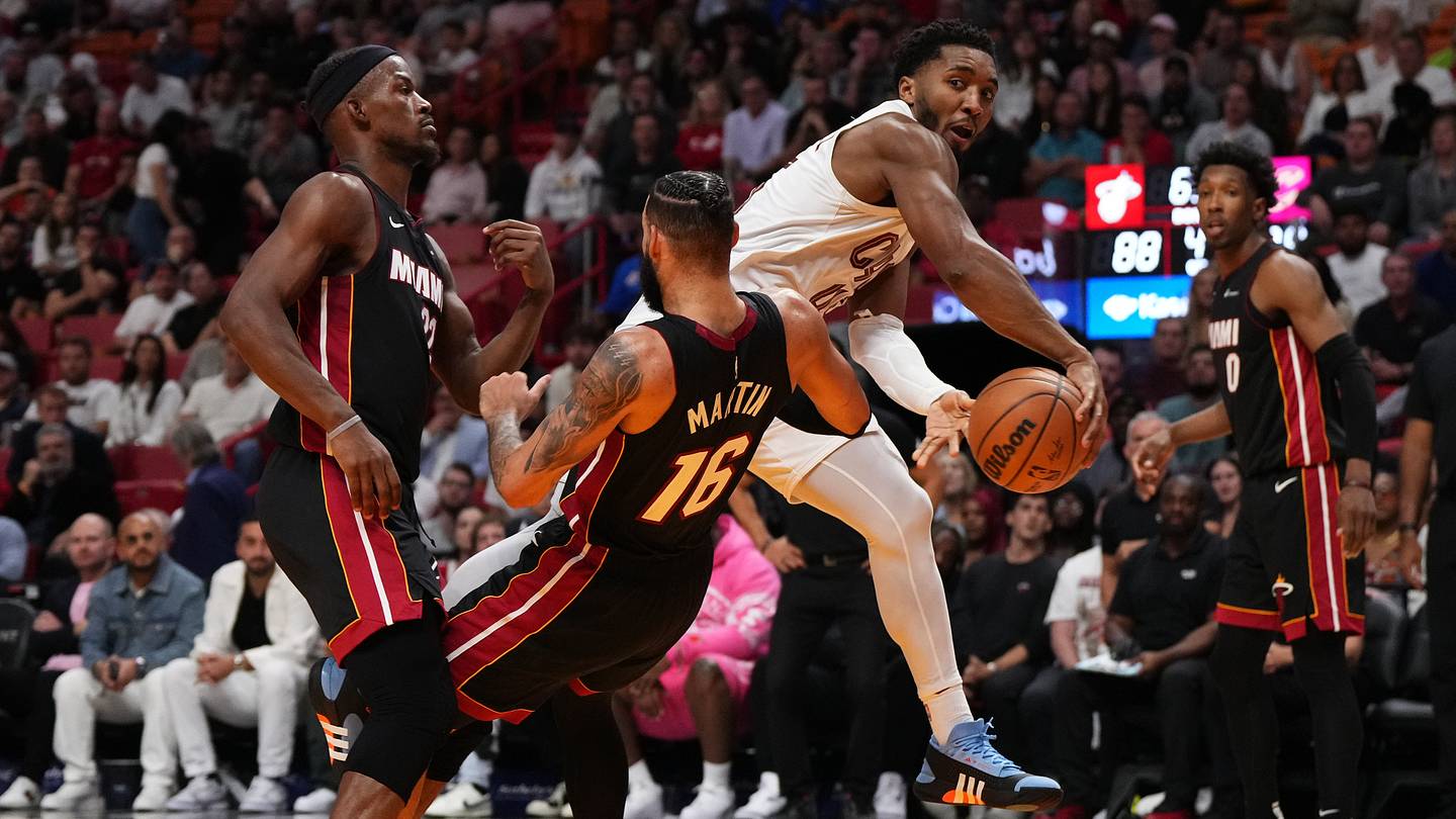How Miami Heat's Twitter Reacted To Friday's Loss Against The Cleveland ...