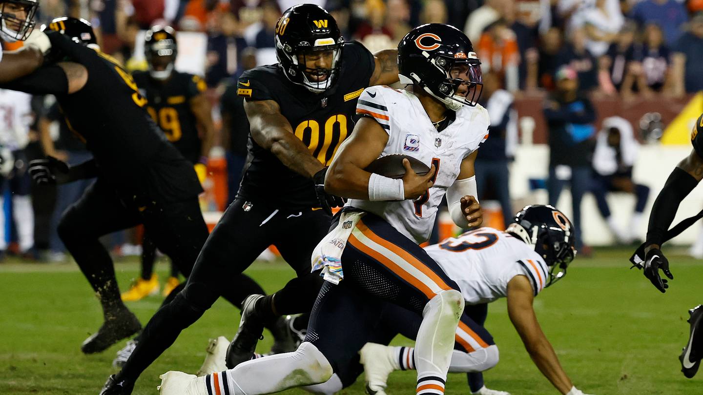 Justin Fields Trade Rumors: Commanders In After Kirk Cousins Signs with ...