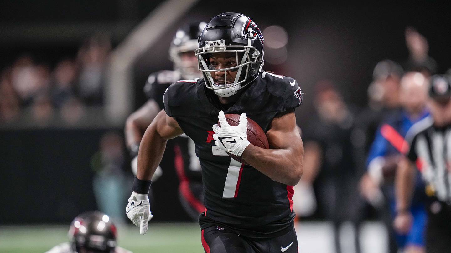 Falcons Release Depth Chart for Matchup with Panthers