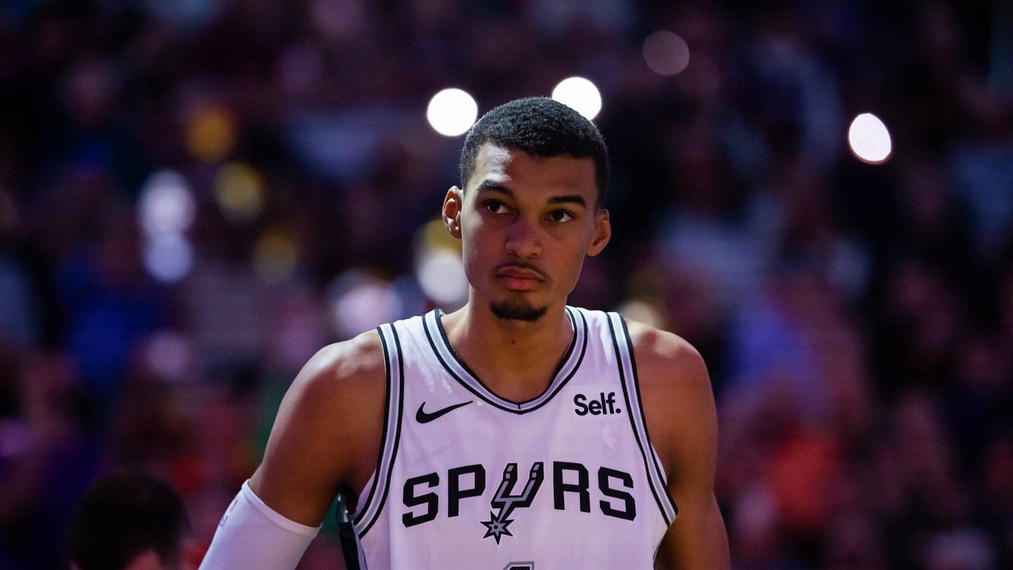 Quest For A Win: Behind Spurs' Historic Losing Streak and Home Triumph