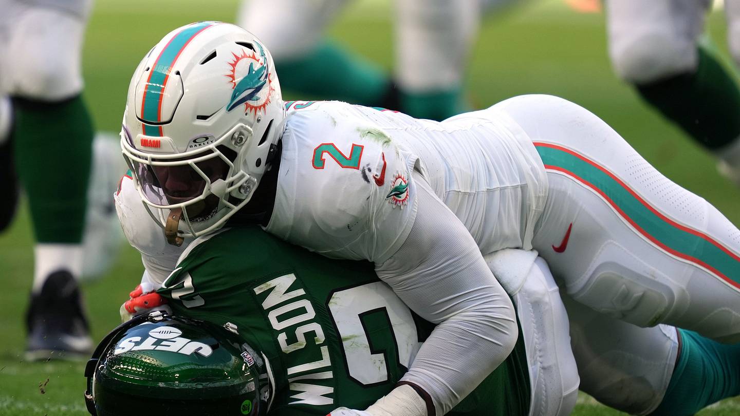 Jets Sink to Season Low in Miami as Playoff Hopes Completely Disappear