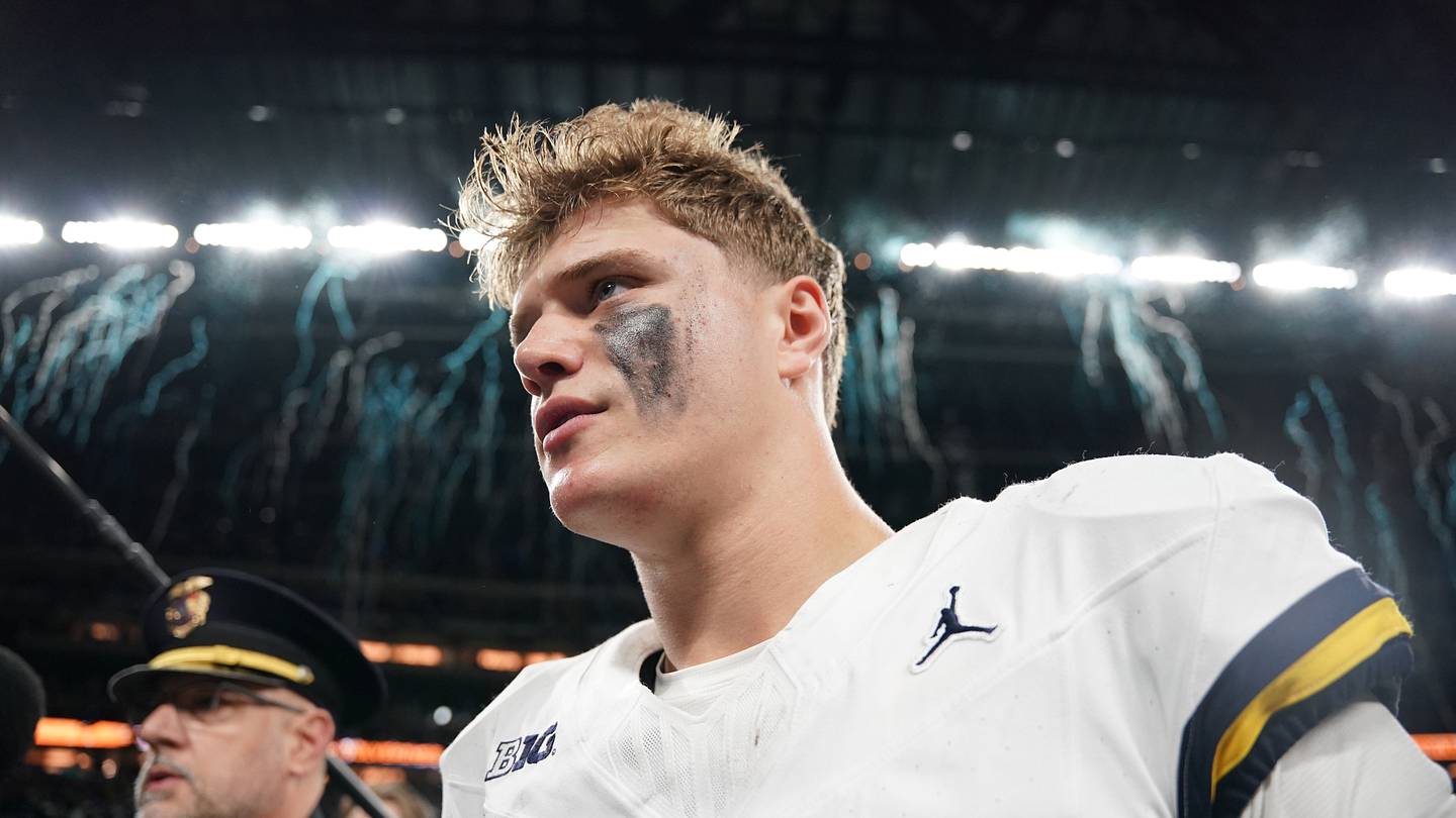 CBS Sports Throws Shade at Michigan’s J.J. McCarthy With Connor ...