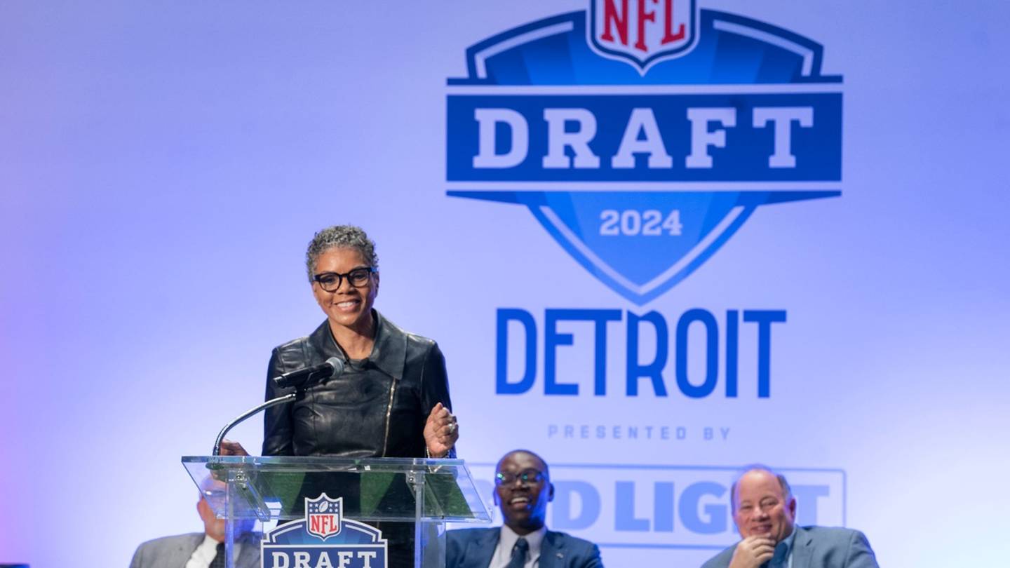 Who Do Leading Draft Analysts See for Giants in Round 1 of Draft?