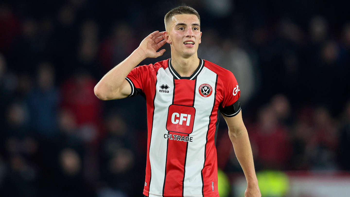 EXCLUSIVE: Sunderland eying deal for Leicester defender to solve left ...