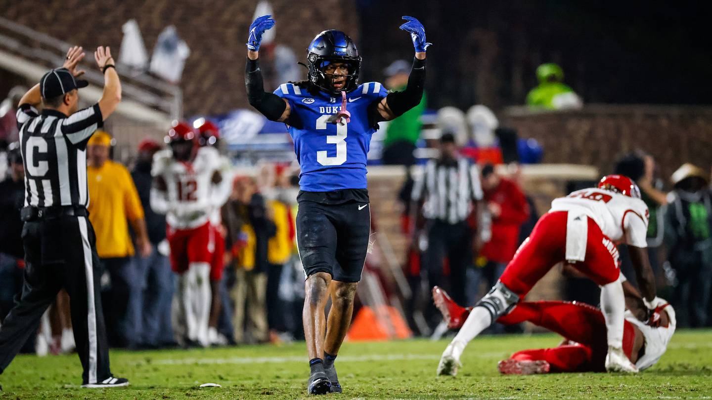 Oregon Scores Transfer Portal Commitment From Duke DB Brandon Johnson