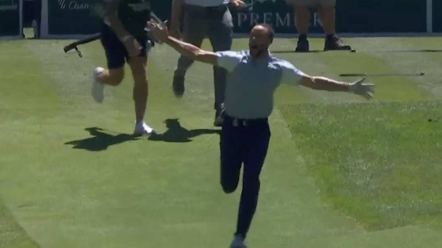 Steph Curry Drills Hole in One at American Century Championship