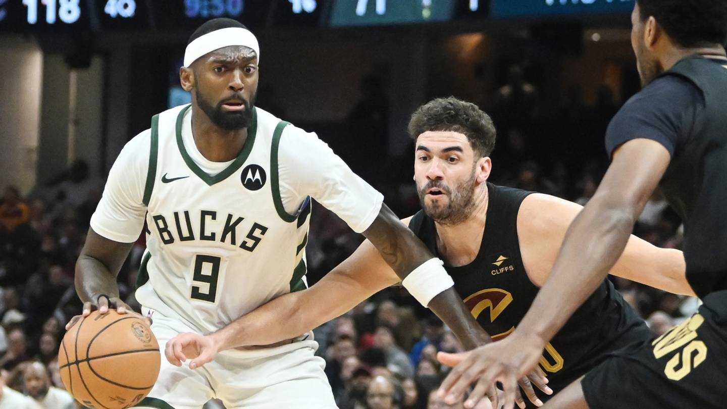 "Just one of those nights" - Bobby Portis Jr. shrugs off Milwaukee’s 40 ...