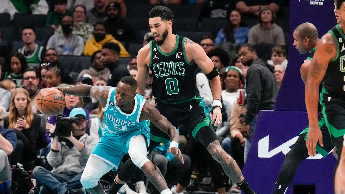 Celtics' Rival Strikes Deal for Terry Rozier