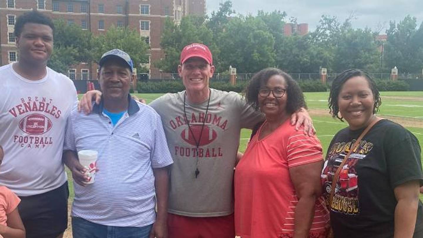 Why Oklahoma is Still in the Mix for 2025 OL Tyler Thomas