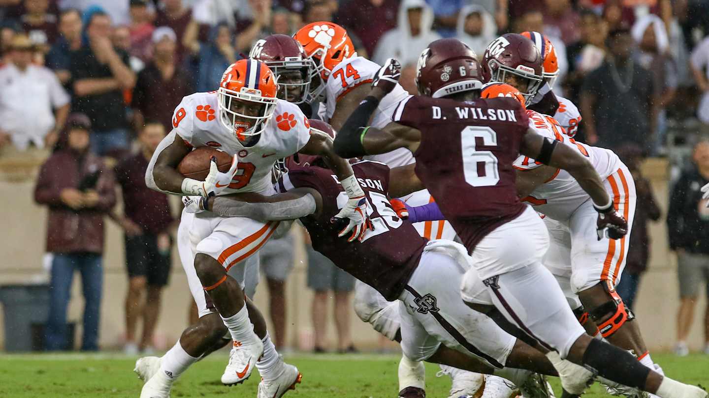 Former A&M Linebacker Tyrel Dodson "content" with decision to leave ...