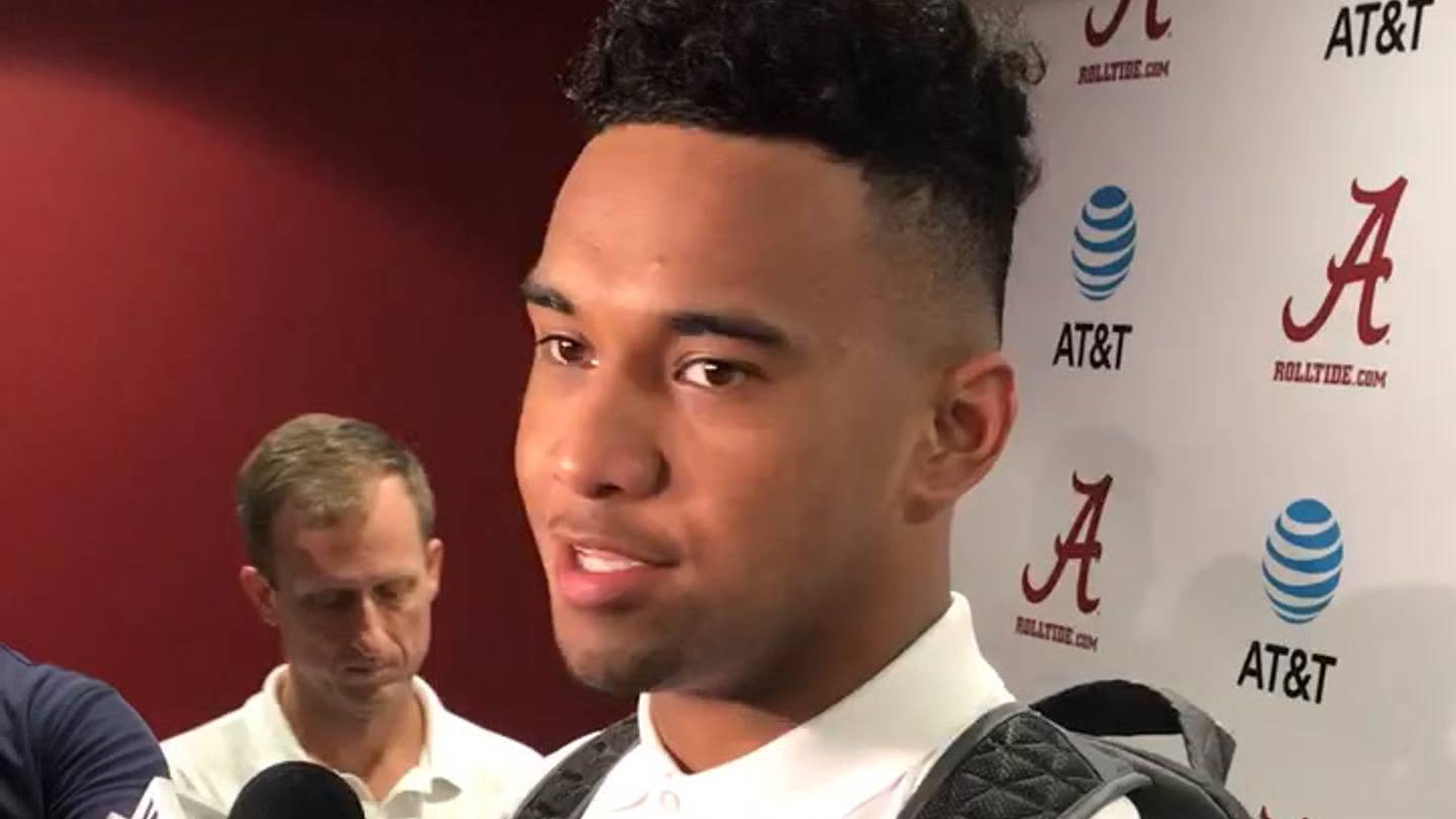 Tua-Tagovailoa-Alabama-quarterback-New Mexico State-Heisman-Bama ...