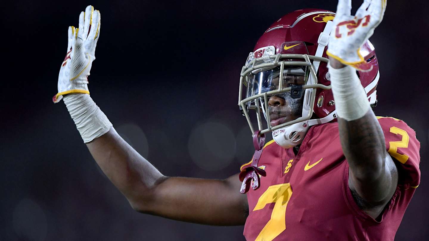 Four-Star Athlete Devon Williams Announces Transfer from USC to Oregon ...