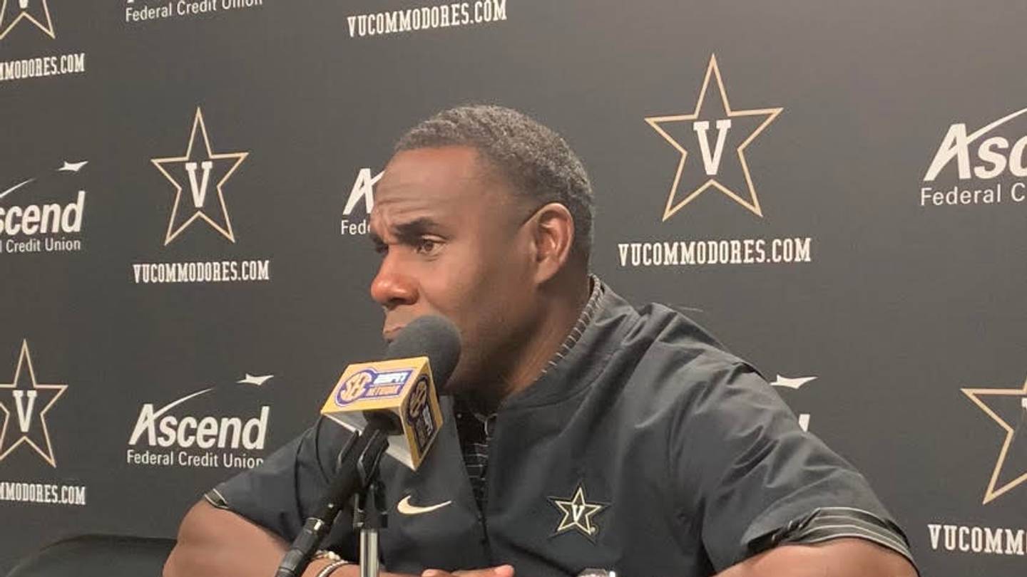 VIDEO: Mason On Youth Playing Key Roles For Vanderbilt Defense - Sports ...