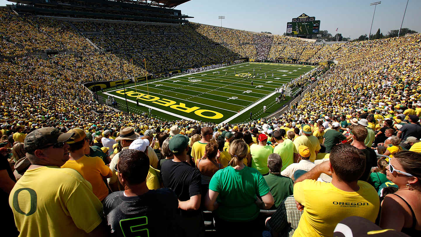 UO vs. CU Preview: How the Ducks Can Slow Down Steven Montez and Kick ...