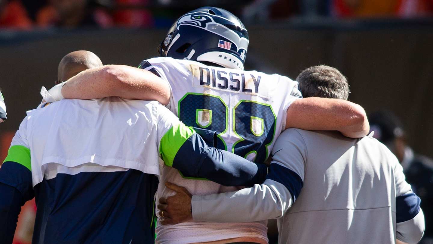 Seahawks TE Will Dissly Undergoes Successful Surgery, Expected to Make ...