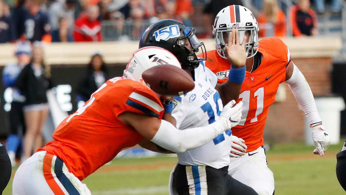 Quentin Harris moves up one spot on passing list - Sports Illustrated ...