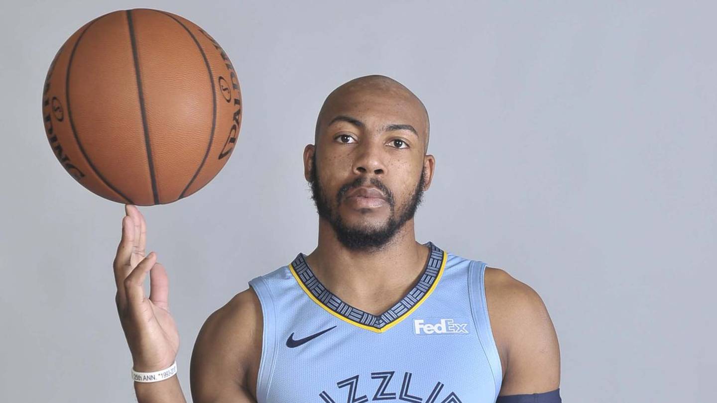 Jevon Carter Earns First NBA Start - Sports Illustrated West Virginia ...