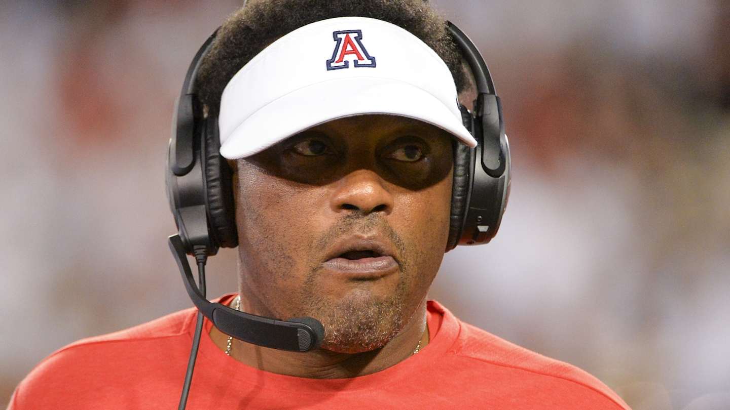 Arizona football: Sumlin turns to Cecil as coordinator amid defensive ...