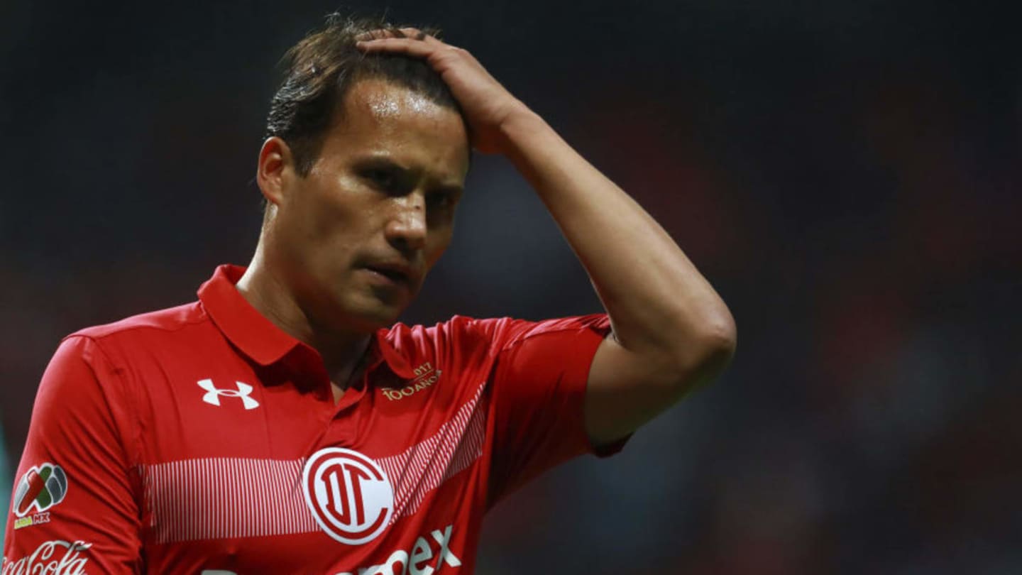 Aaron Galindo anuncia su retiro del fútbol - Sports Illustrated