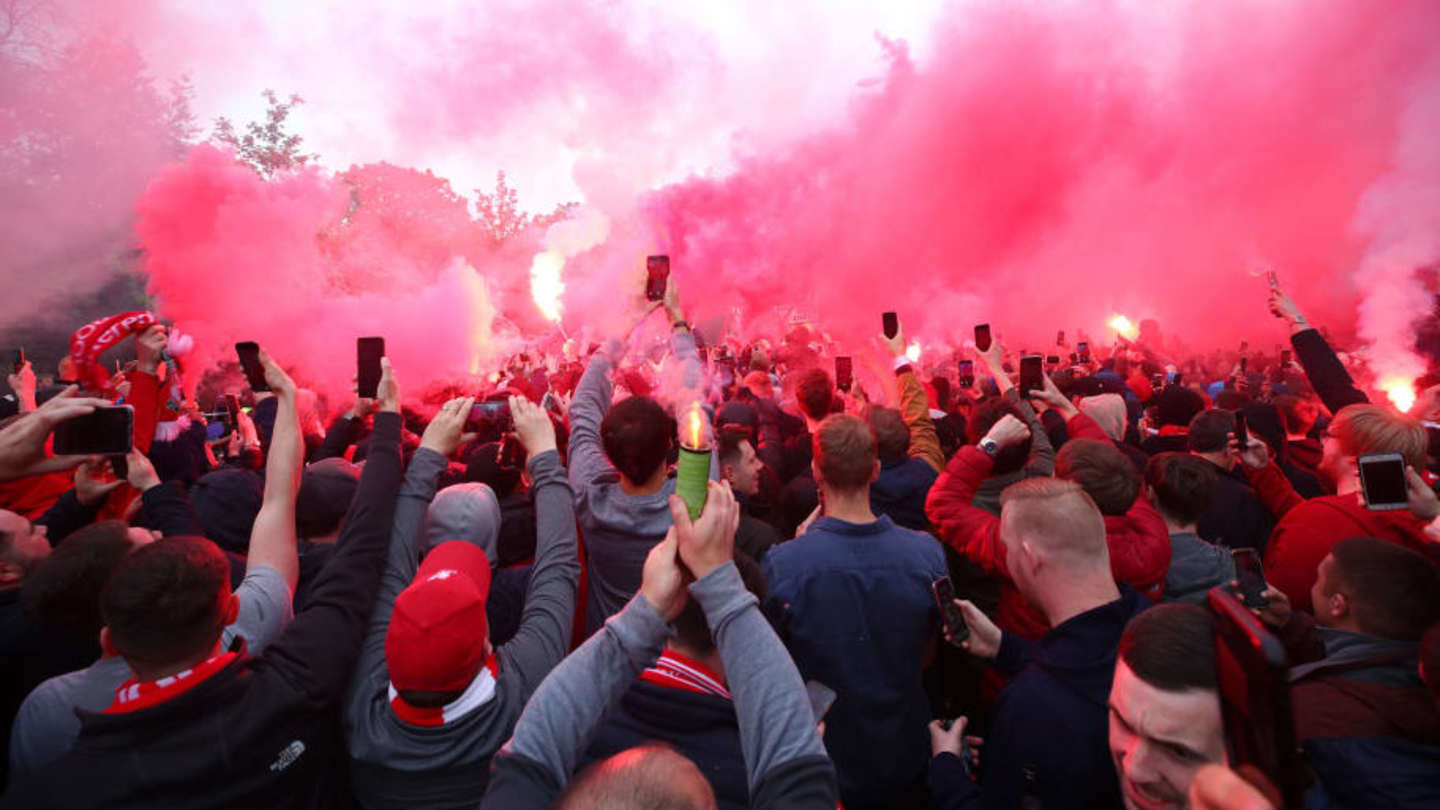 Madrid Bar Owners Voice Fear of English 'Hooligans' as 70,000 Liverpool ...