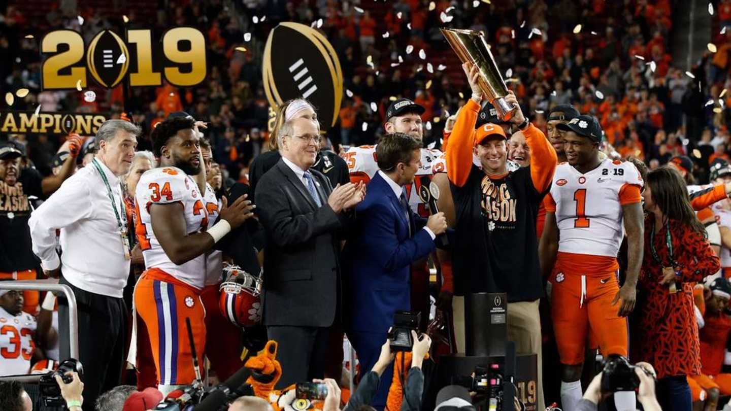 Trump serves Clemson Tigers fast food at White House reception - Sports ...