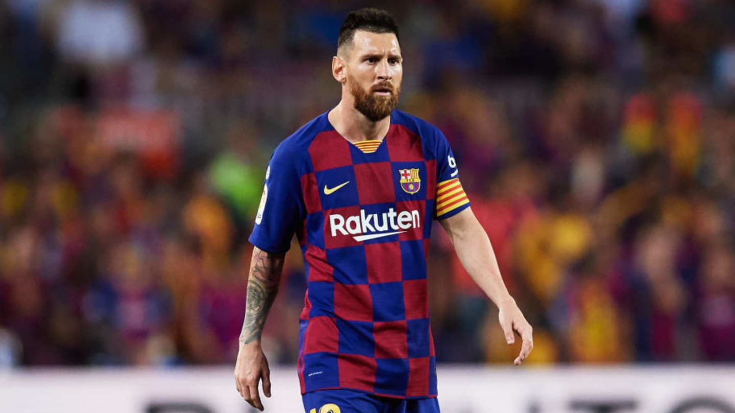 Ernesto Valverde Plays Down Lionel Messi Injury Fears After Limping Off ...