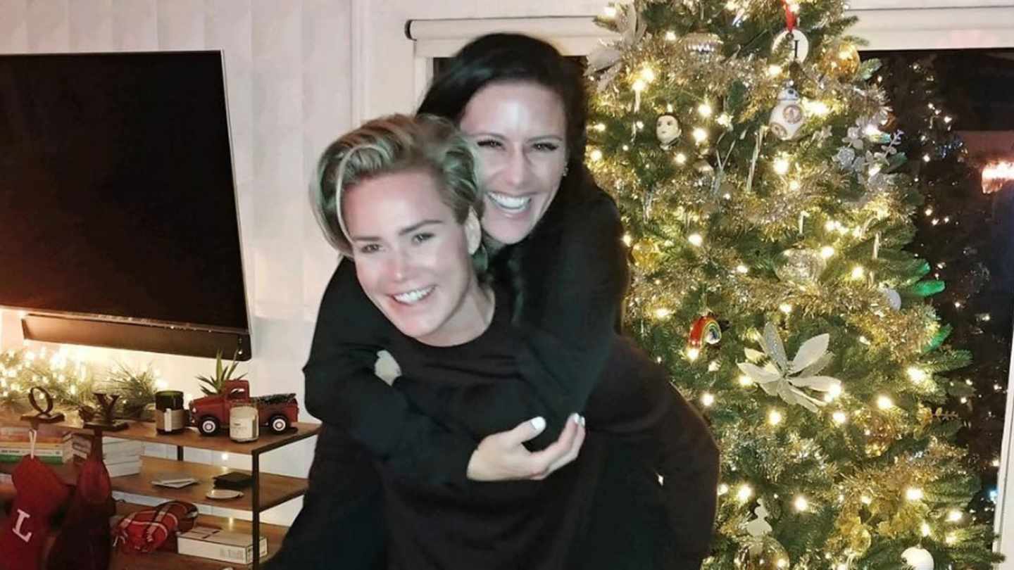 USWNT stars Ashlyn Harris, Ali Krieger announce engagement - Sports ...