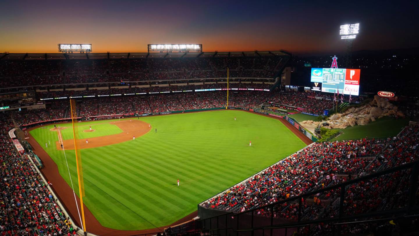Angels, Anaheim expected to lease Angel Stadium through 2020 - Sports ...