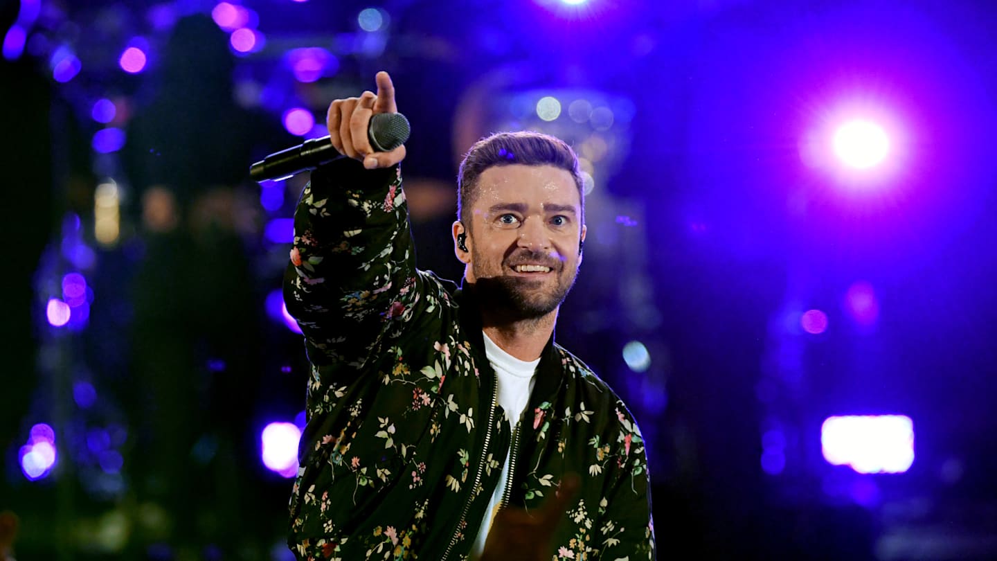 Justin Timberlake sinks half-court shots at Grizzlies' gym (Video ...