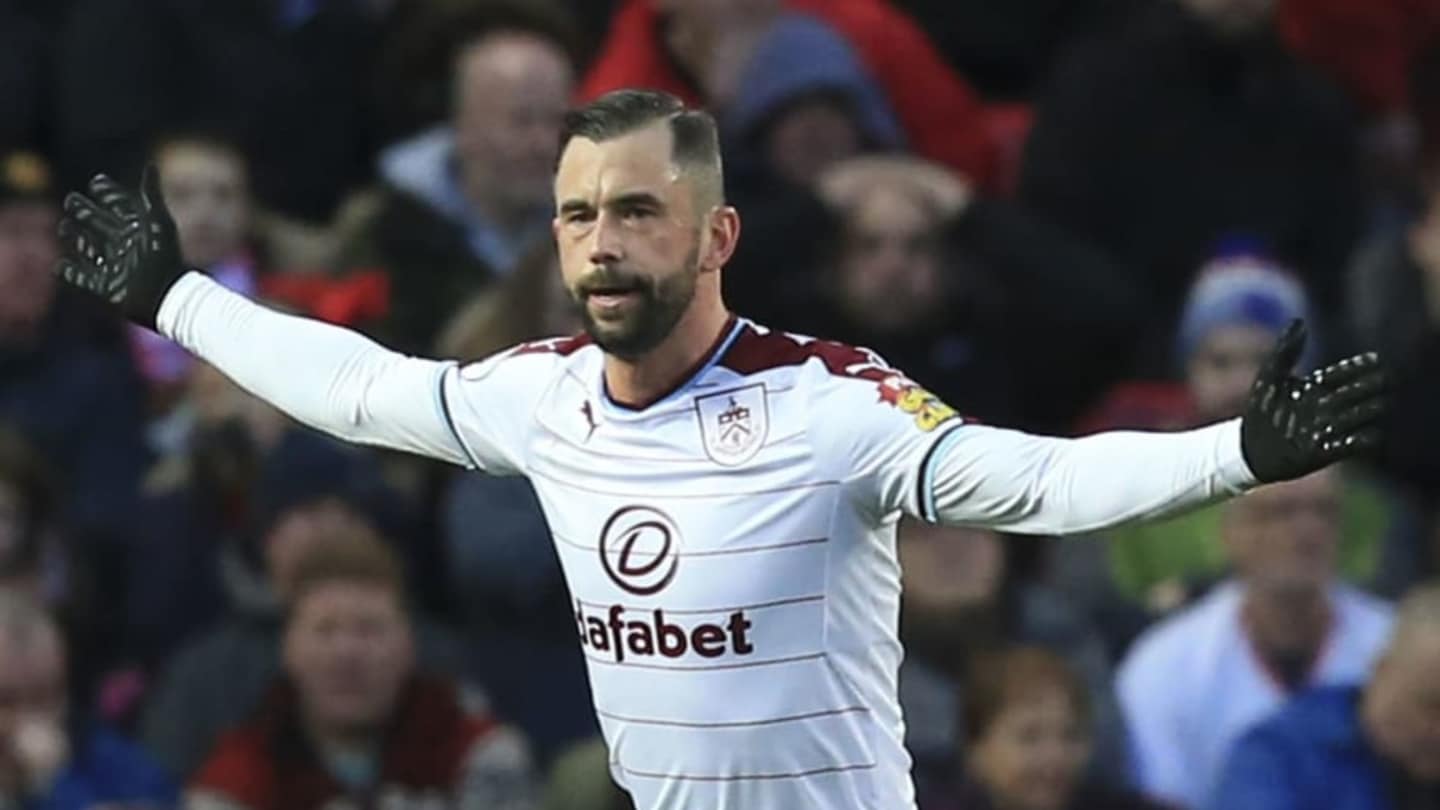 Steven Defour 'Unlikely' to Return This Season After Undergoing ...