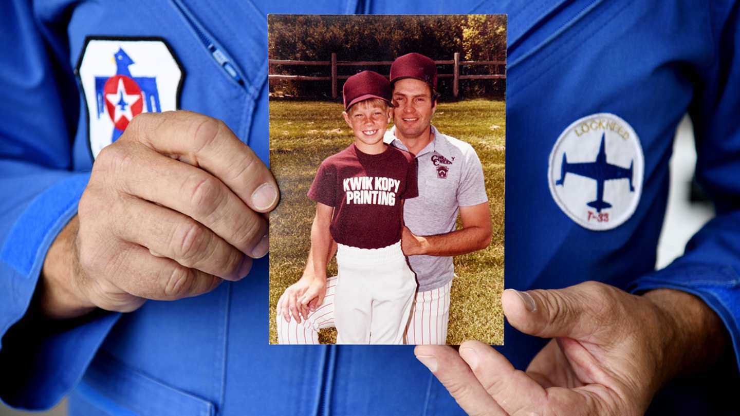 Roy Halladay death: Inside his life after MLB - Sports Illustrated