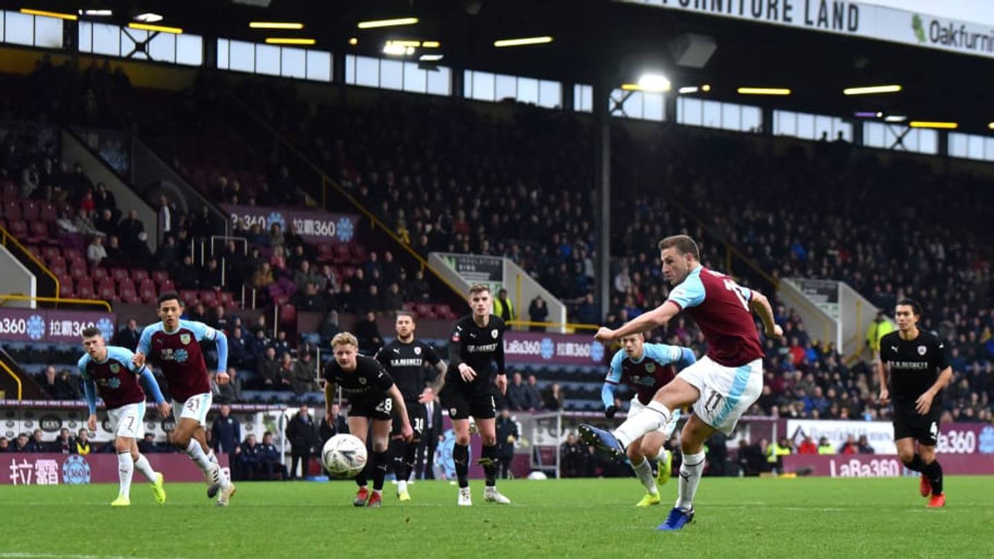 Burnley vs Fulham Preview: Where to Watch, Live Stream, Kick Off Time ...